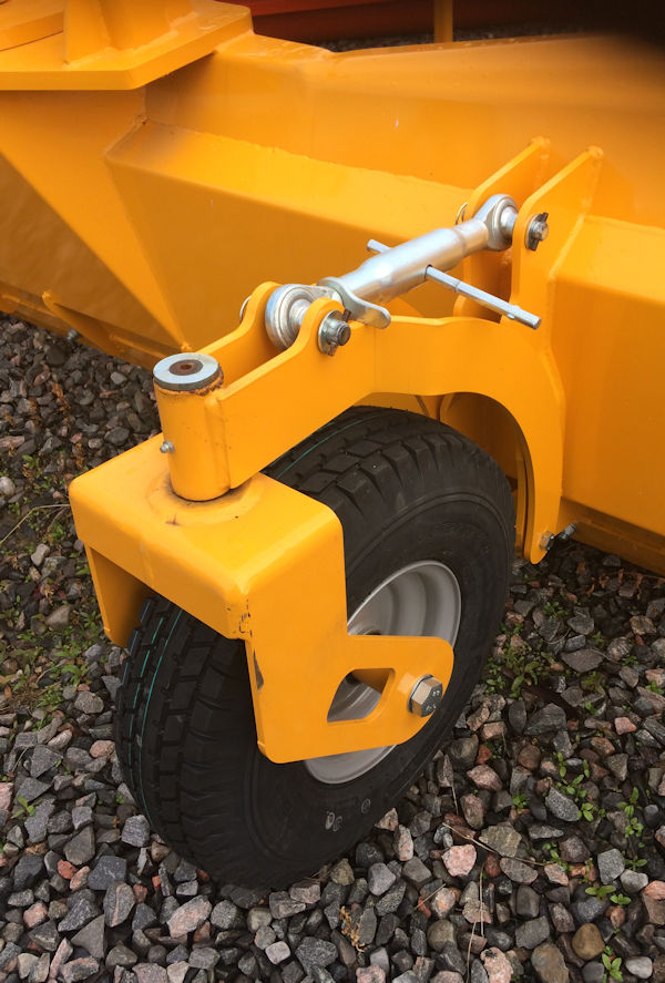 MTL Heavy Duty 3m tractor mounted road grader for sale - McLaren Tractors