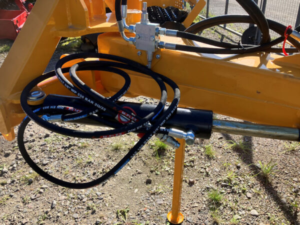 MTL Heavy Duty 3m tractor mounted road grader for sale - McLaren Tractors