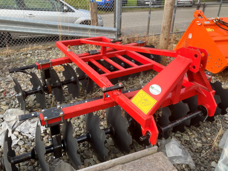 MTL 2.4m 8ft mounted disc harrows with stone tray for sale - McLaren ...